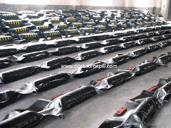 Rubber Oil Containment Boom-Stop Oil Spill